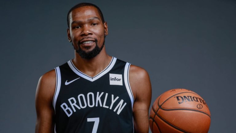 How Tall is Kevin Durant and How Has His Height Affected His Career?