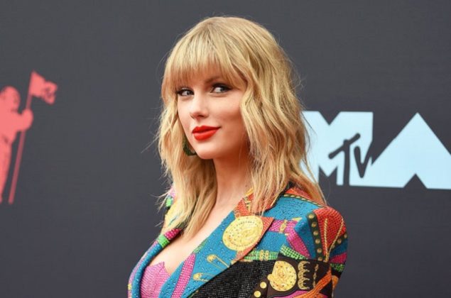 Taylor Swift’s Height, Weight, and 8 Other Facts About The Singer